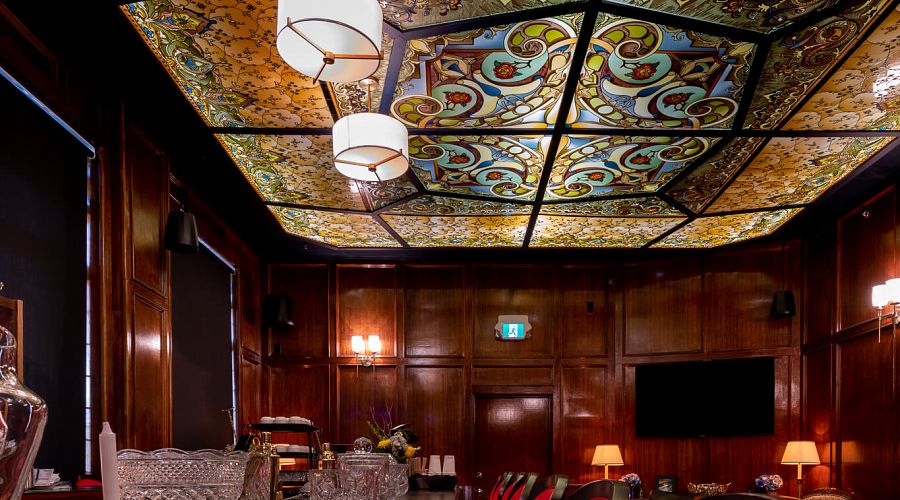 Crown Club Lobby Lounge